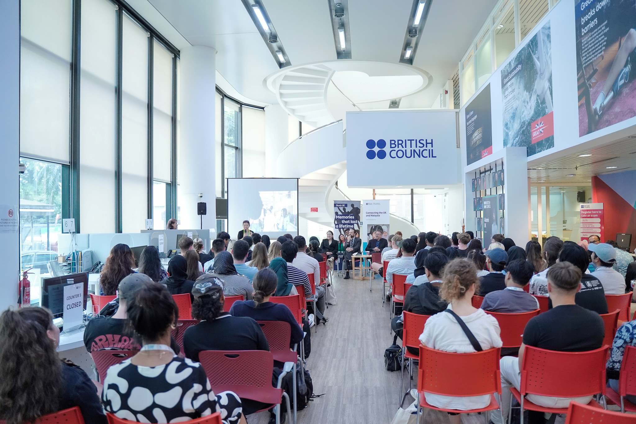 Student Delegates Visit to British Council Malaysia office | British ...